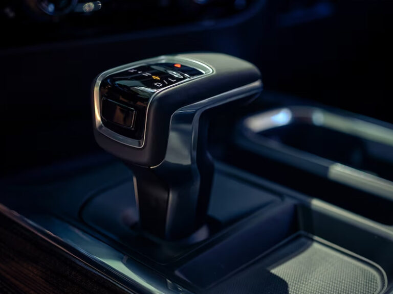 Chevrolet Silverado - Exclusive Cars